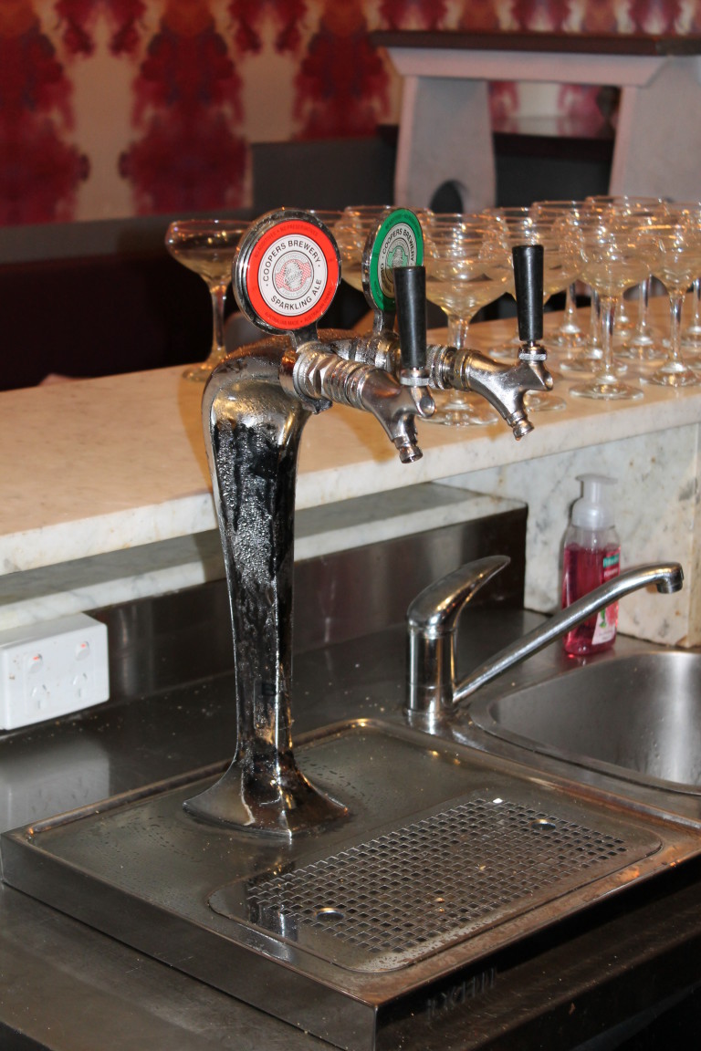 Pro Tap Beer Systems 2 Tap Cobra Font